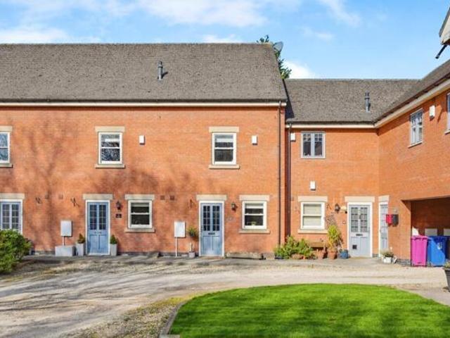 3 Bedroom House Shenstone Shenstone 98612240
