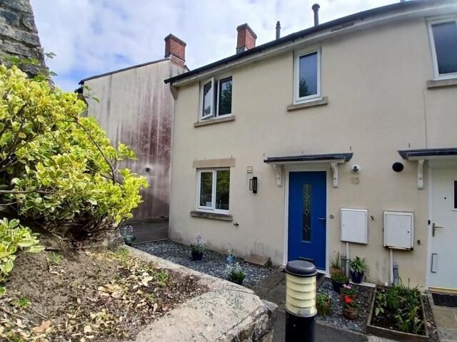 3 Bedroom House Shepton Mallet Somerset LS101168448