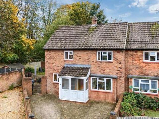 3 Bedroom House Shrewsbury Shropshire LS99840414