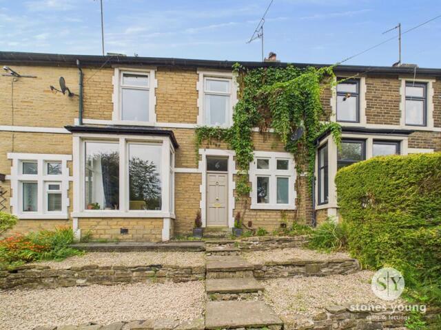 3 Bedroom House Simonstone Lancashire LS98834455