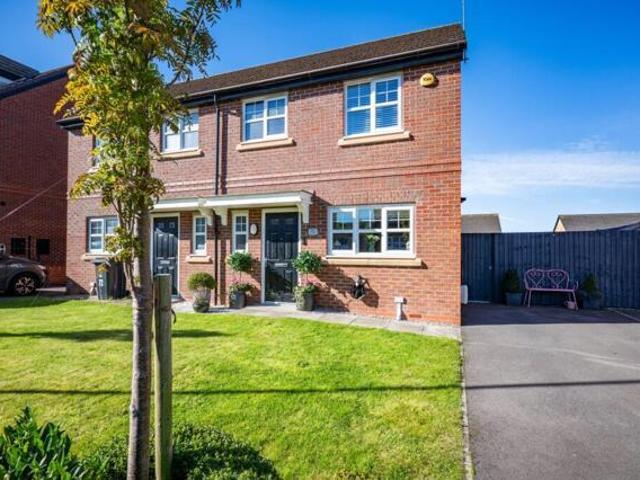 3 Bedroom House Skelmersdale Lancashire 95720204