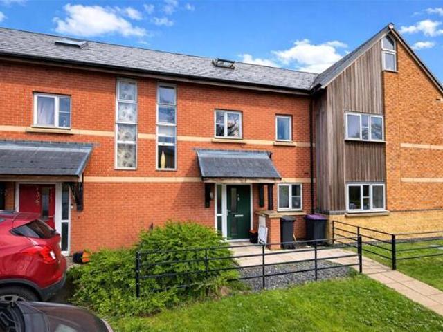 3 Bedroom House Sleaford Lincolnshire 101231678