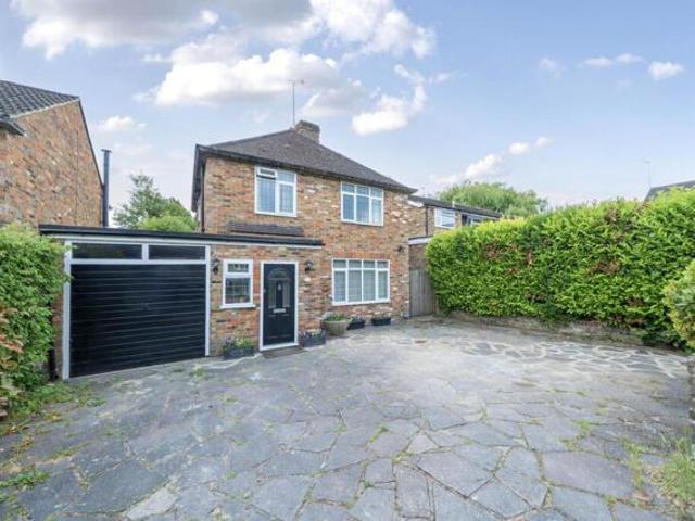 3 Bedroom House Slough Slough 99436868