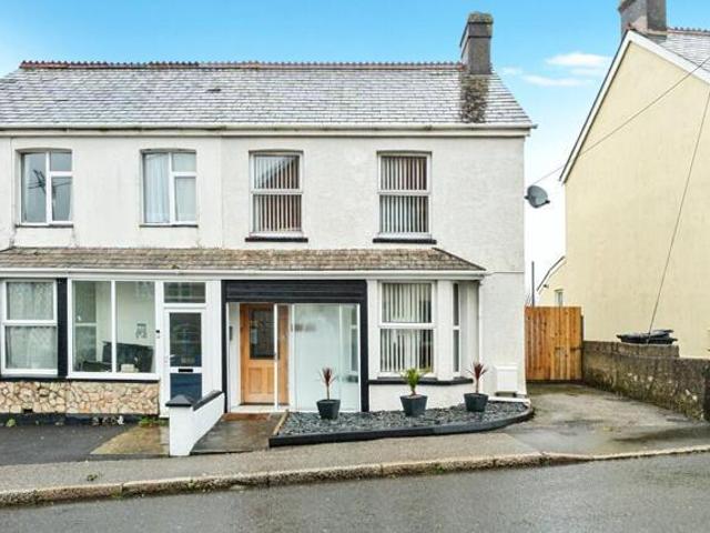 3 Bedroom House St. Columb Cornwall 101678825