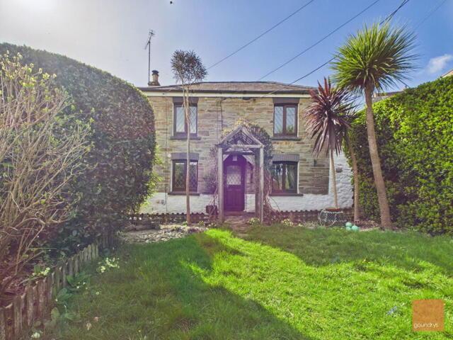 3 Bedroom House St. Agnes Cornwall 100426535
