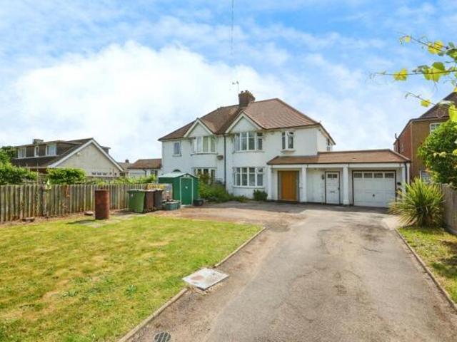 3 Bedroom House St. Albans Hertfordshire 98834747
