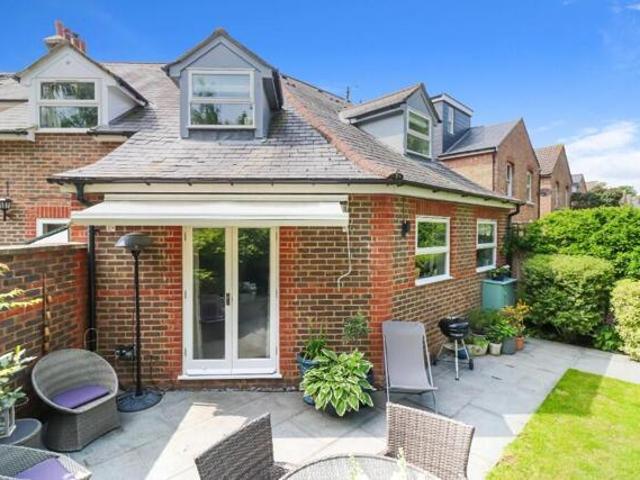 3 Bedroom House St. Albans Hertfordshire LS100881620