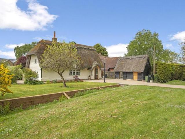 3 Bedroom House St. Neots Cambridgeshire LS101200193