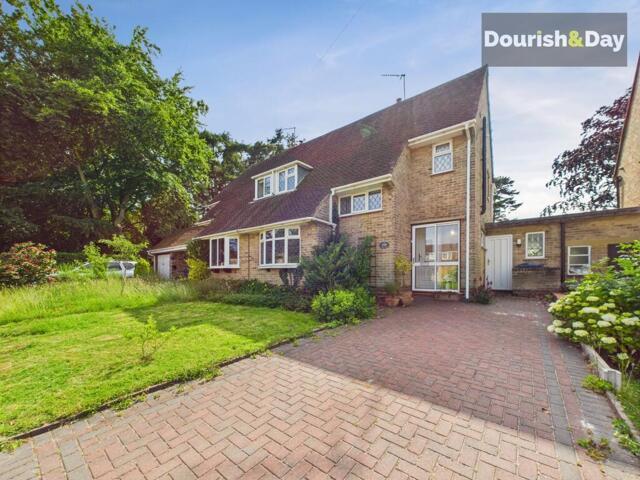 3 Bedroom House Stafford Staffordshire LS98503726