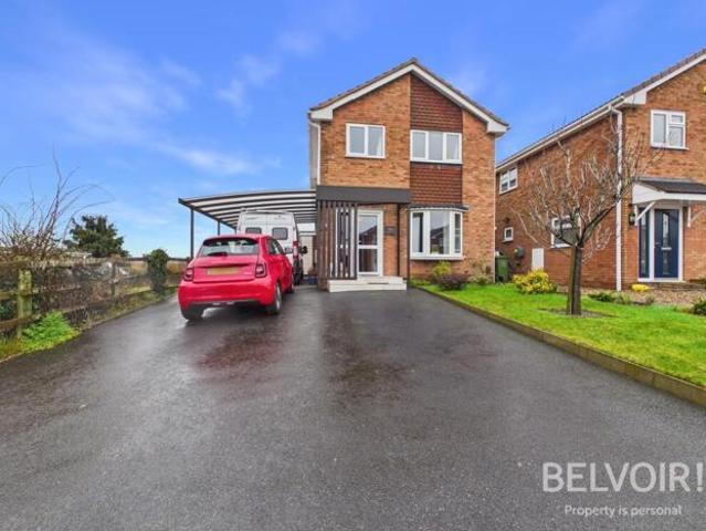 3 Bedroom House Stafford Staffordshire LS99437083