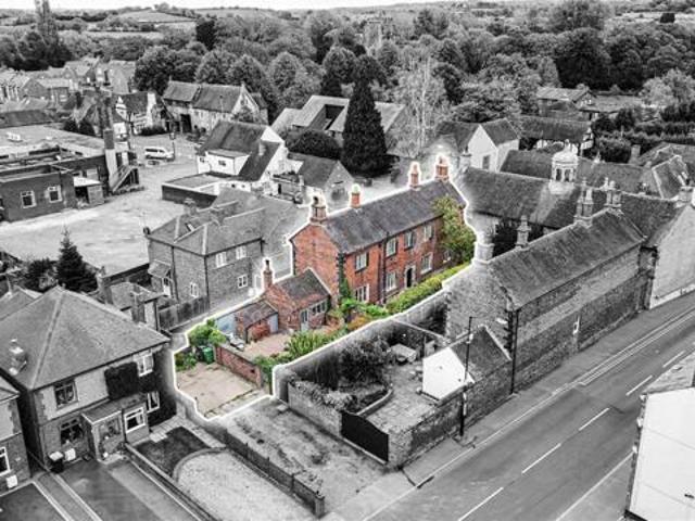 3 Bedroom House Staffordshire Staffordshire 99237101