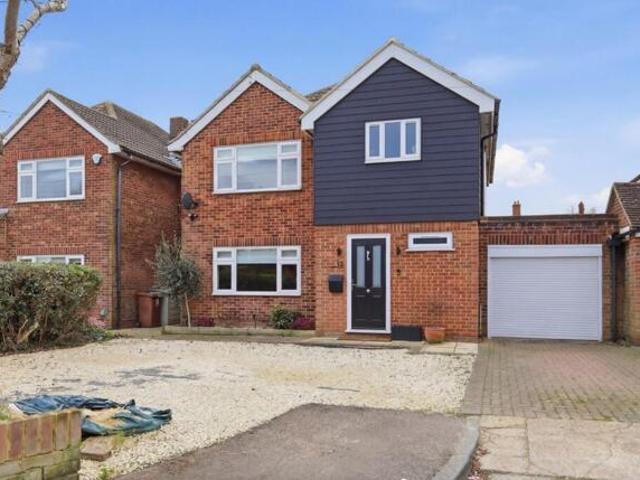 3 Bedroom House Stanford Thurrock 101025604