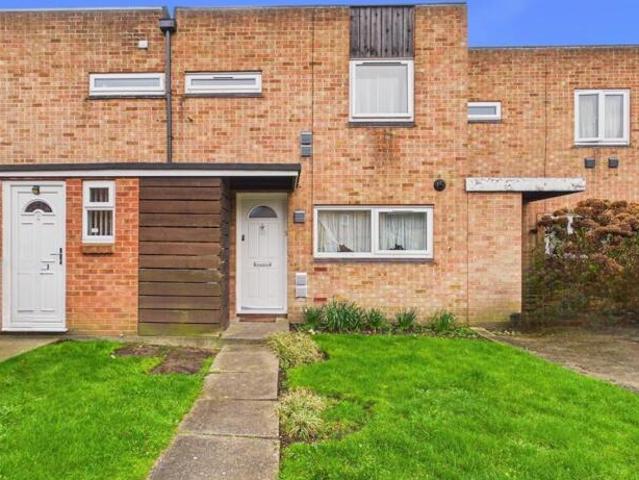 3 Bedroom House Stanwell Surrey LS101059906
