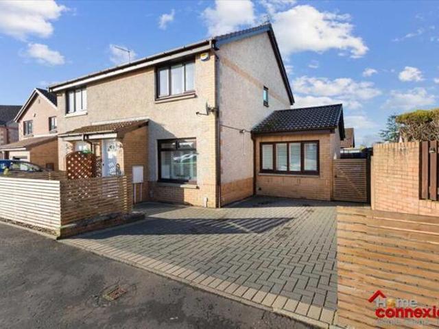 3 Bedroom House Stewartfield Stewartfield LS99773696