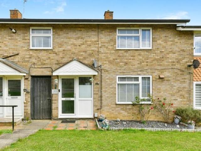 3 Bedroom House Stevenage Hertfordshire 99277836