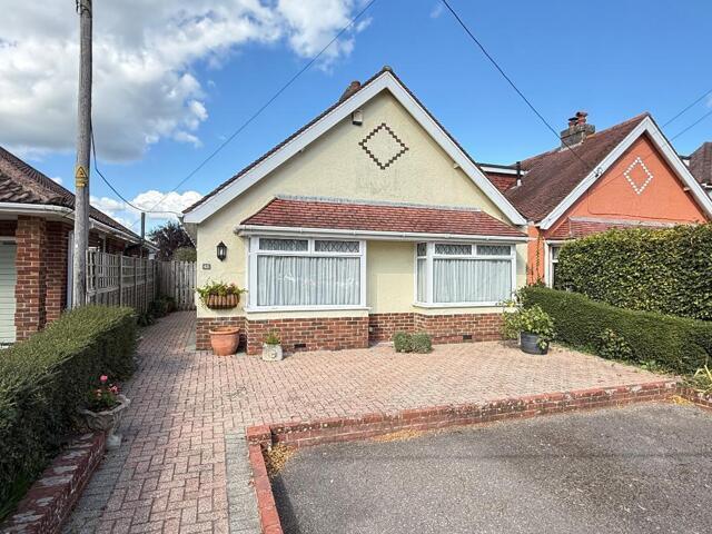 3 Bedroom House Steyning West Sussex LS100987952