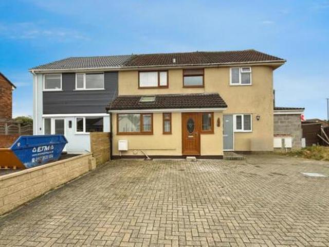 3 Bedroom House Stockwood City Of Bristol 99641997