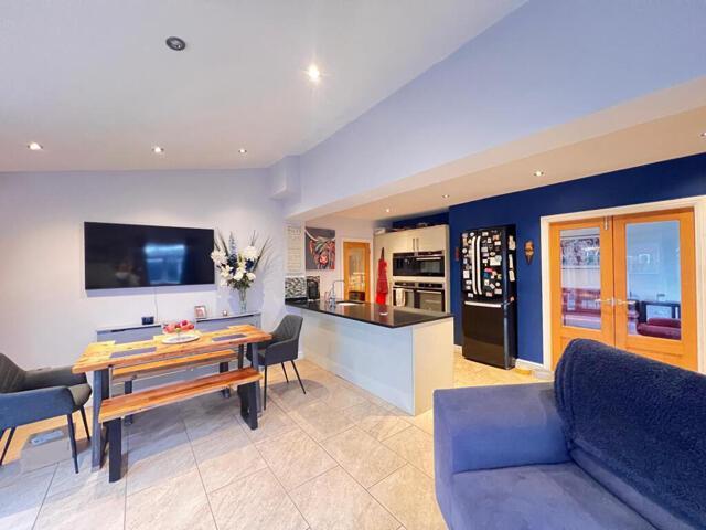 3 Bedroom House Stockport Stockport 100917382