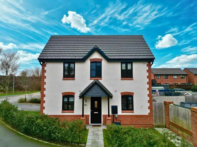 3 Bedroom House Stockport Stockport LS98477196