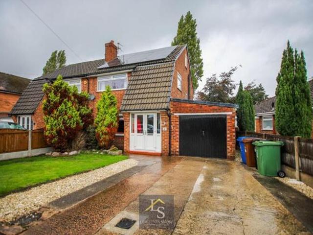 3 Bedroom House Stockport Stockport LS98968966