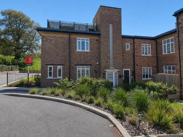 3 Bedroom House Stonehouse Gloucestershire 101674651