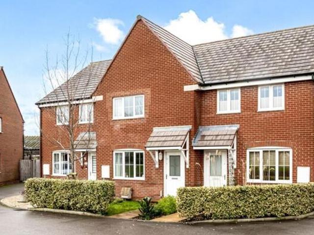 3 Bedroom House Storrington West Sussex 99774045