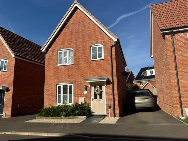 3 Bedroom House Stowmarket Suffolk 100881544