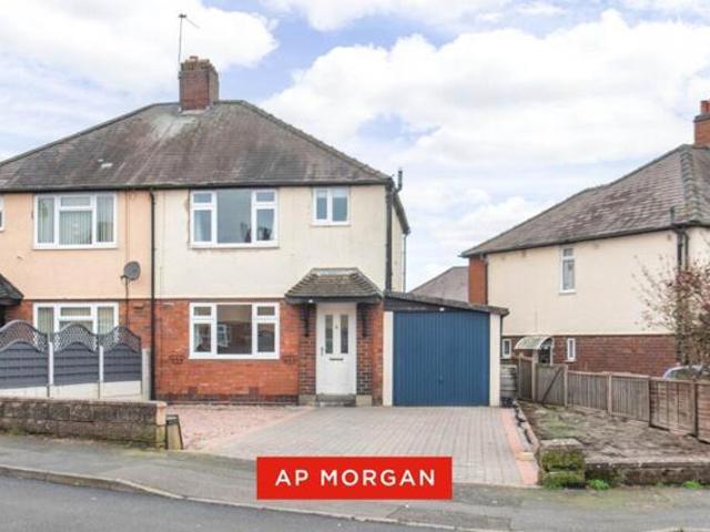 3 Bedroom House Stourbridge Dudley LS100733609