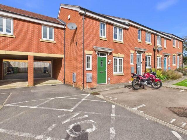 3 Bedroom House Stroud Gloucestershire 101676625