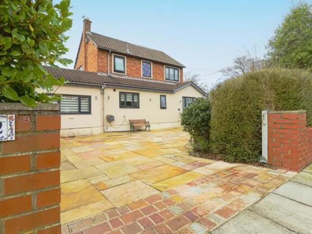 3 Bedroom House Sunderland Sunderland LS99436883