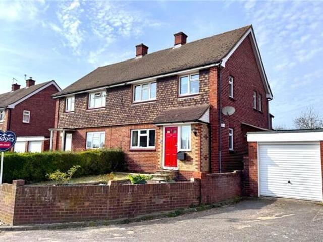 3 Bedroom House Surrey Surrey 100648605