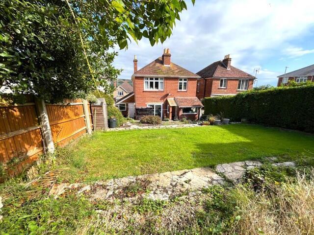 3 Bedroom House Swanage Dorset LS100855037