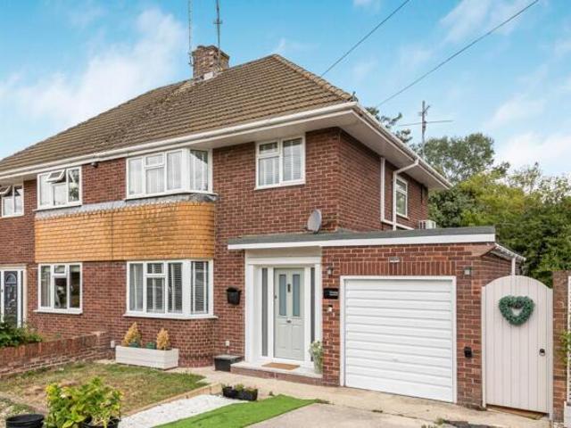3 Bedroom House Swindon Swindon LS100503166