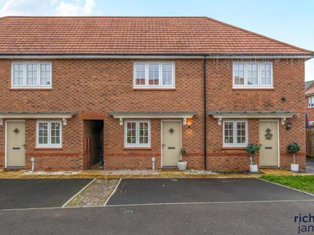 3 Bedroom House Swindon Swindon 99290389