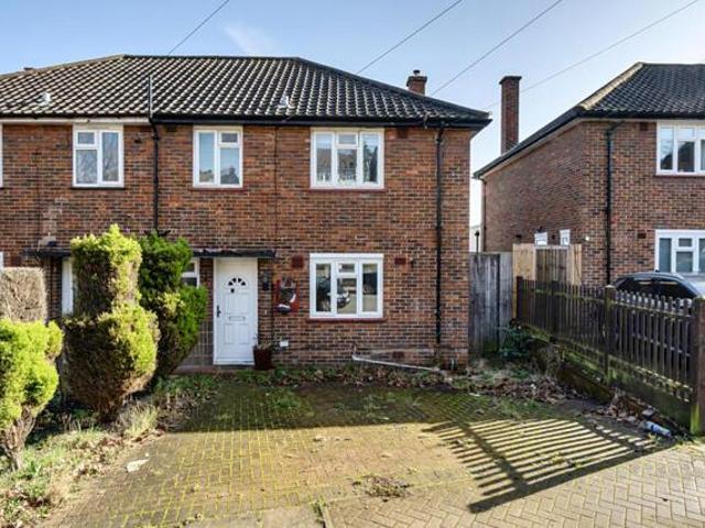 3 Bedroom House Sydenham Great London LS101025287