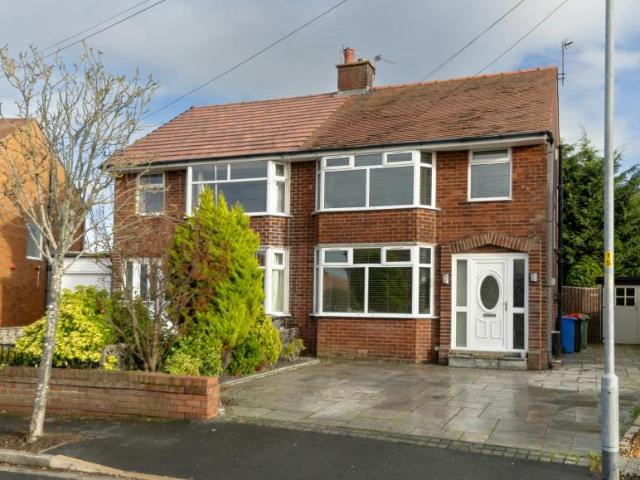 3 Bedroom House Poulton le Fylde Poulton le Fylde LS98921227