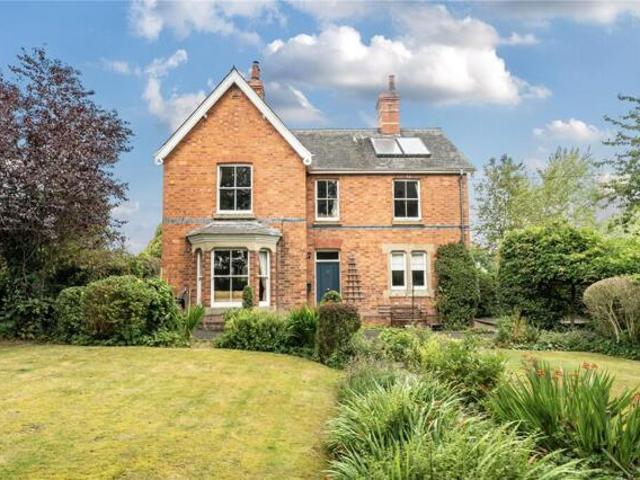 3 Bedroom House Powys Powys 100456829