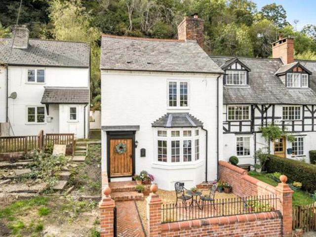 3 Bedroom House Powys Powys LS101678218