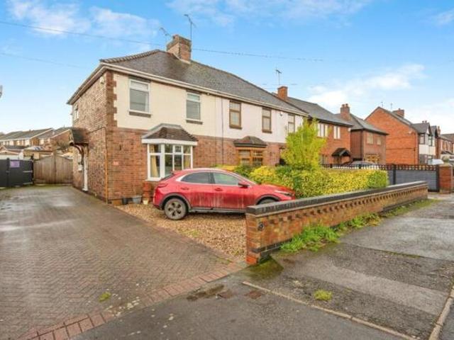 3 Bedroom House Polesworth Polesworth LS99437335