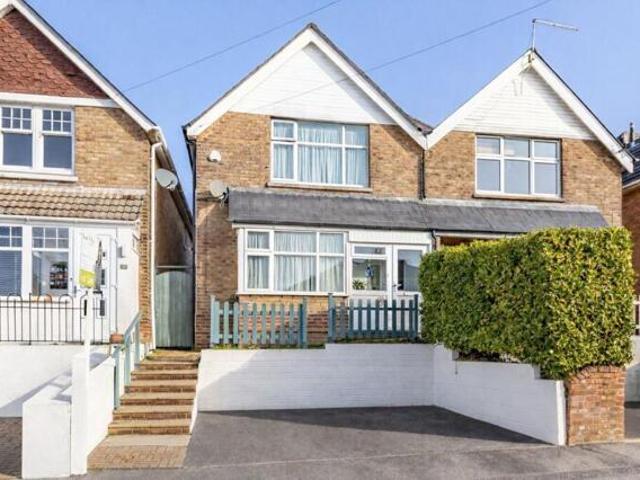 3 Bedroom House Poole Poole LS100503033