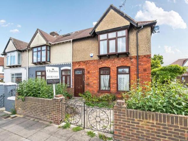 3 Bedroom House Portsmouth Portsmouth LS98687565