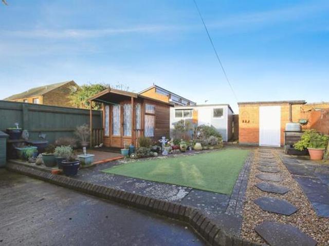3 Bedroom House Peterborough Cambridgeshire 101059990