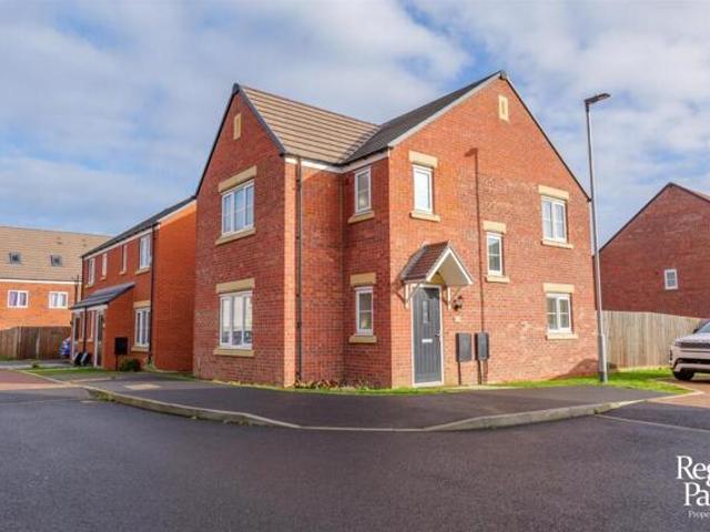 3 Bedroom House Peterborough Cambridgeshire 98800768