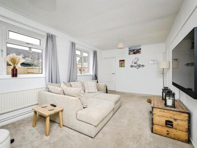 3 Bedroom House Peterborough Cambridgeshire 98968995