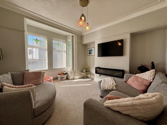 3 Bedroom House Pembrokeshire Pembrokeshire 100786880