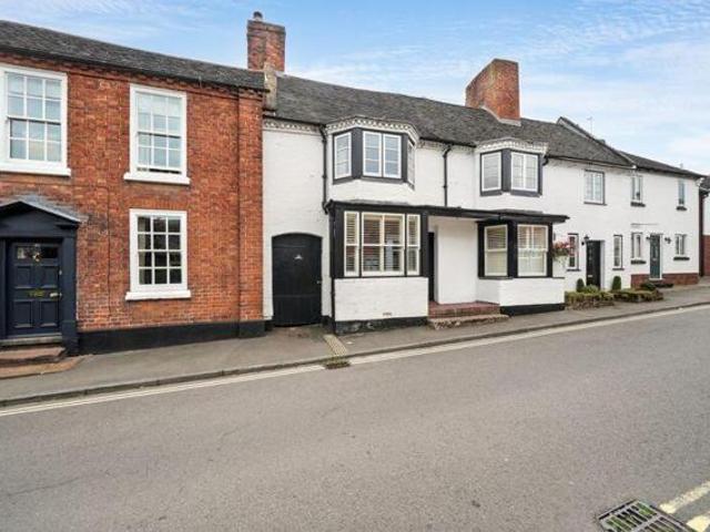 3 Bedroom House Penkridge Staffordshire LS100733667