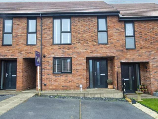 3 Bedroom House Pilsley Pilsley LS99774116