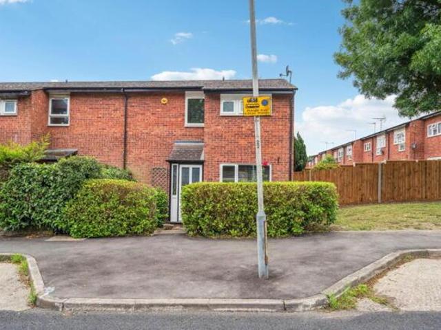 3 Bedroom House Pinner Greater London LS100158575