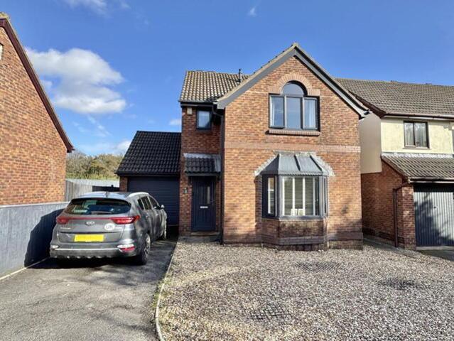 3 Bedroom House Plymouth Devon 98278011