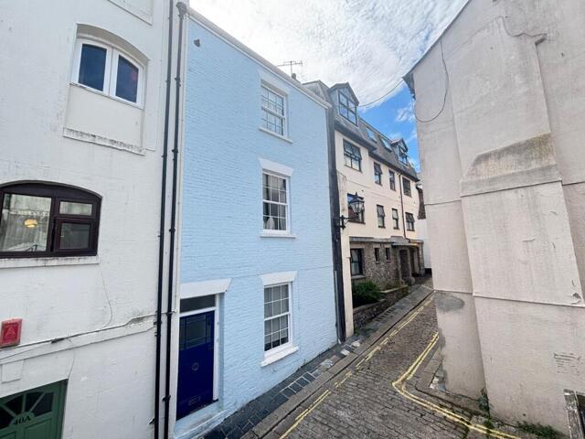 3 Bedroom House Plymouth Plymouth LS98477097